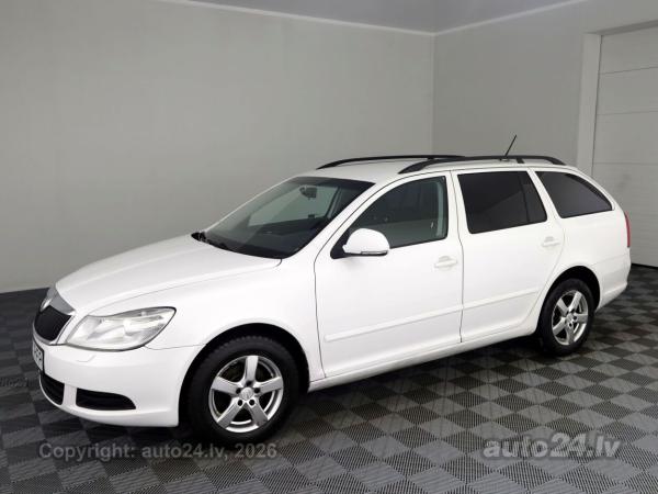 White Skoda Octavia 2012 in Tallinn, with an engine capacity of 1.60 L and mileage of 357 thousand km for 2699 €, photo 2 on AUTOMOTO.COM.LV