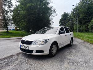 White Skoda Octavia 2012 in Tallinn, with an engine capacity of 1.20 L and mileage of 195 thousand km for 2999 €, photo 3 on AUTOMOTO.COM.LV