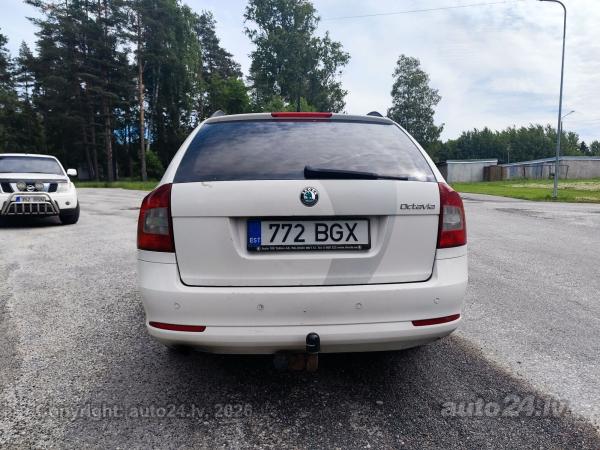 Balts Skoda Octavia 2012 Tallina, ar dzinēja tilpumu 1.20 L un nobraukumu 195 tūkst. km par 2999 €, foto 4 vietnē AUTOMOTO.COM.LV