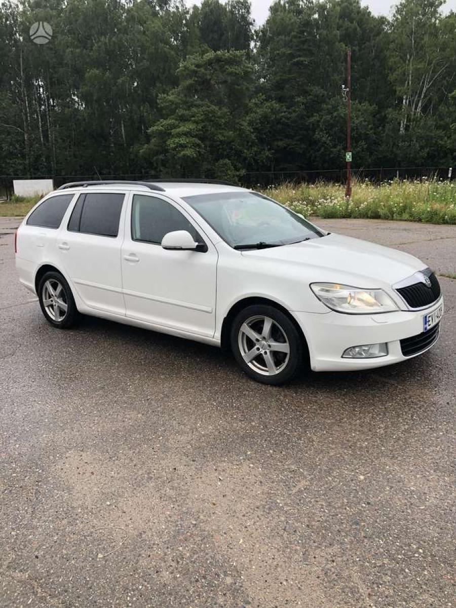 Balts Skoda Octavia 2012 Klaipėda, ar dzinēja tilpumu 1.97 L un nobraukumu 381 tūkst. km par 3450 €, foto 3 vietnē AUTOMOTO.COM.LV
