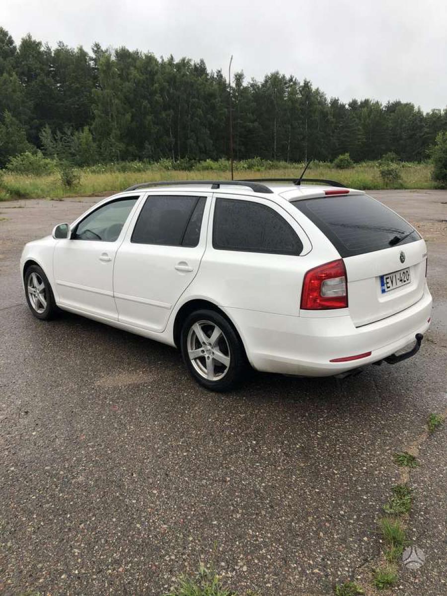 Balts Skoda Octavia 2012 Klaipėda, ar dzinēja tilpumu 1.97 L un nobraukumu 381 tūkst. km par 3450 €, foto 4 vietnē AUTOMOTO.COM.LV