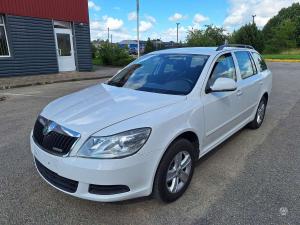 Balts Skoda Octavia 2012 Telšiai, ar dzinēja tilpumu 1.60 L un nobraukumu 271 tūkst. km par 3450 €, foto  vietnē AUTOMOTO.COM.LV