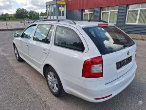Balts Skoda Octavia 2012 Telšiai, ar dzinēja tilpumu 1.60 L un nobraukumu 271 tūkst. km par 3450 €, foto 6 vietnē AUTOMOTO.COM.LV