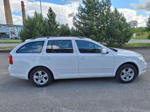 Balts Skoda Octavia 2012 Telšiai, ar dzinēja tilpumu 1.60 L un nobraukumu 271 tūkst. km par 3450 €, foto 7 vietnē AUTOMOTO.COM.LV