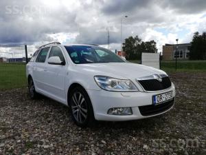 White Skoda Octavia 2012 in Saldus, with an engine capacity of 1.60 L and mileage of 283 thousand km for 4900 €, photo 4 on AUTOMOTO.COM.LV
