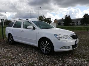 White Skoda Octavia 2012 in Saldus, with an engine capacity of 1.60 L and mileage of 283 thousand km for 4900 €, photo 20 on AUTOMOTO.COM.LV