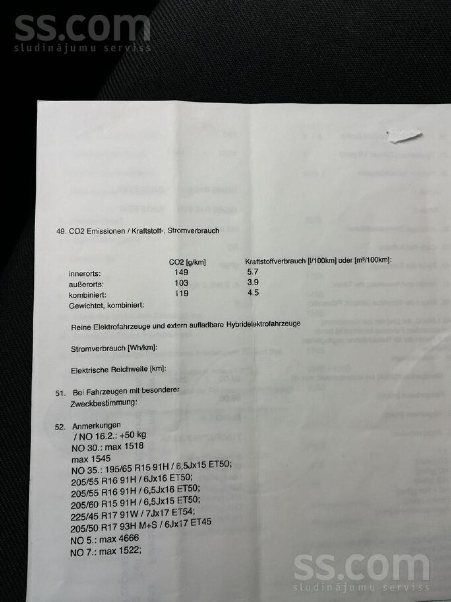 White Skoda Octavia 2012 in Saldus, with an engine capacity of 1.60 L and mileage of 283 thousand km for 4900 €, photo 22 on AUTOMOTO.COM.LV