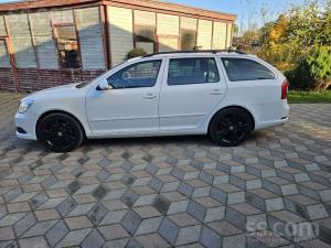 Balts Skoda Octavia 2012 Talsi, ar dzinēja tilpumu 2.00 L un nobraukumu 181 tūkst. km par 6299 €, foto 5 vietnē AUTOMOTO.COM.LV