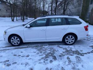 White Skoda Octavia 2013 in Kaunas, with an engine capacity of 1.97 L and mileage of 279 thousand km for 5450 €, photo 6 on AUTOMOTO.COM.LV