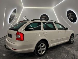 White Skoda Octavia 2013 in Marijampole, with an engine capacity of 1.97 L and mileage of 319 thousand km for 4850 €, photo 18 on AUTOMOTO.COM.LV