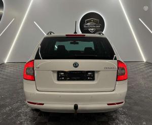 White Skoda Octavia 2013 in Marijampole, with an engine capacity of 1.97 L and mileage of 319 thousand km for 4850 €, photo 23 on AUTOMOTO.COM.LV