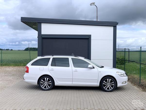 White Skoda Octavia 2013 in Kaunas, with an engine capacity of 1.60 L and mileage of 276 thousand km for 4199 €, photo 8 on AUTOMOTO.COM.LV