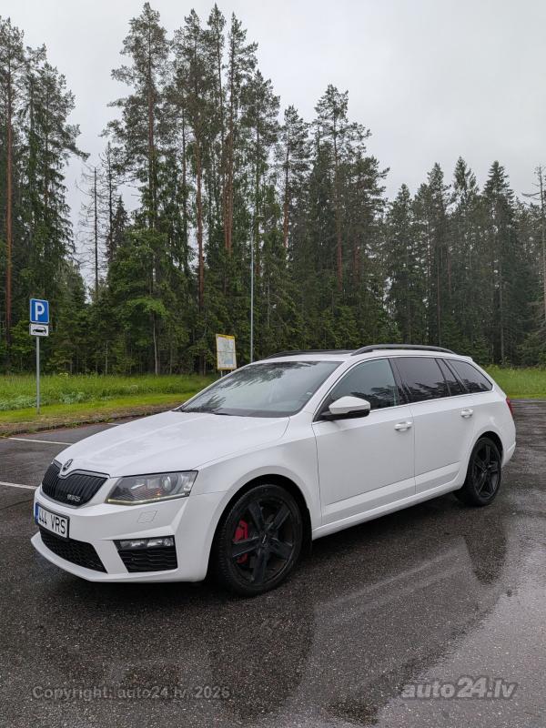 White Skoda Octavia 2013 in Tallinn, with an engine capacity of 2.00 L and mileage of 185 thousand km for 10800 €, photo 2 on AUTOMOTO.COM.LV