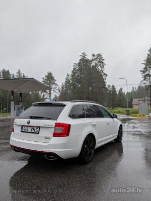 White Skoda Octavia 2013 in Tallinn, with an engine capacity of 2.00 L and mileage of 185 thousand km for 10800 €, photo 5 on AUTOMOTO.COM.LV