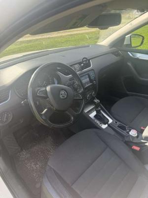 Balts Skoda Octavia 2013 Panevēža, ar dzinēja tilpumu 1.60 L un nobraukumu 280 tūkst. km par 3550 €, foto 7 vietnē AUTOMOTO.COM.LV