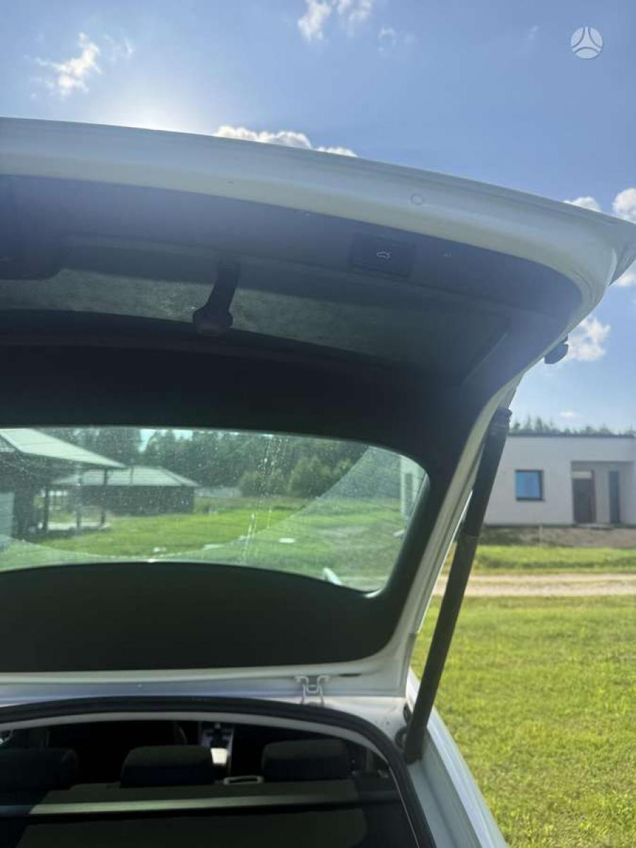 Balts Skoda Octavia 2013 Panevēža, ar dzinēja tilpumu 1.60 L un nobraukumu 280 tūkst. km par 3550 €, foto 8 vietnē AUTOMOTO.COM.LV