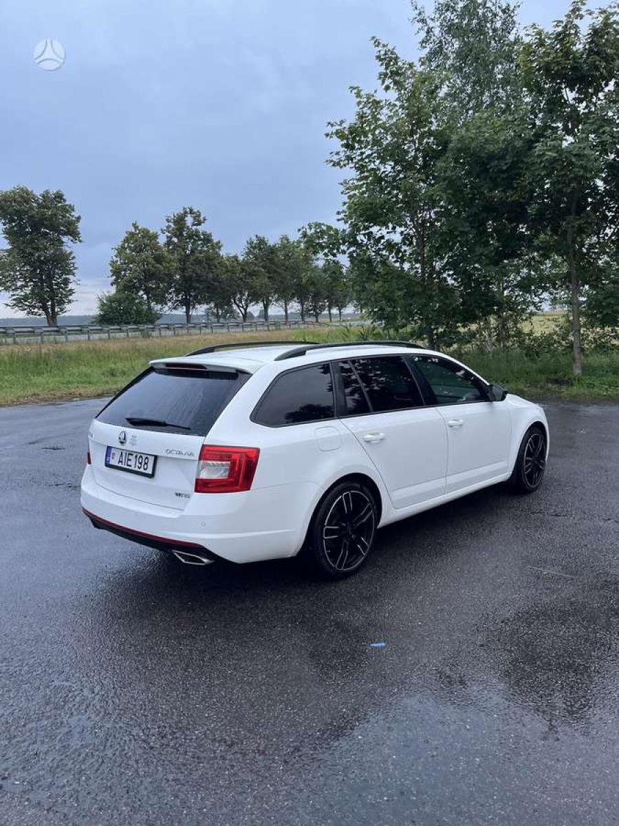 Balts Skoda Octavia 2013 Panevēža, ar dzinēja tilpumu 2.00 L un nobraukumu 280 tūkst. km par 7800 €, foto 8 vietnē AUTOMOTO.COM.LV