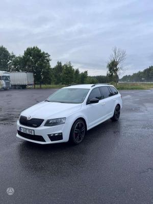 Balts Skoda Octavia 2013 Panevēža, ar dzinēja tilpumu 2.00 L un nobraukumu 280 tūkst. km par 7800 €, foto 12 vietnē AUTOMOTO.COM.LV