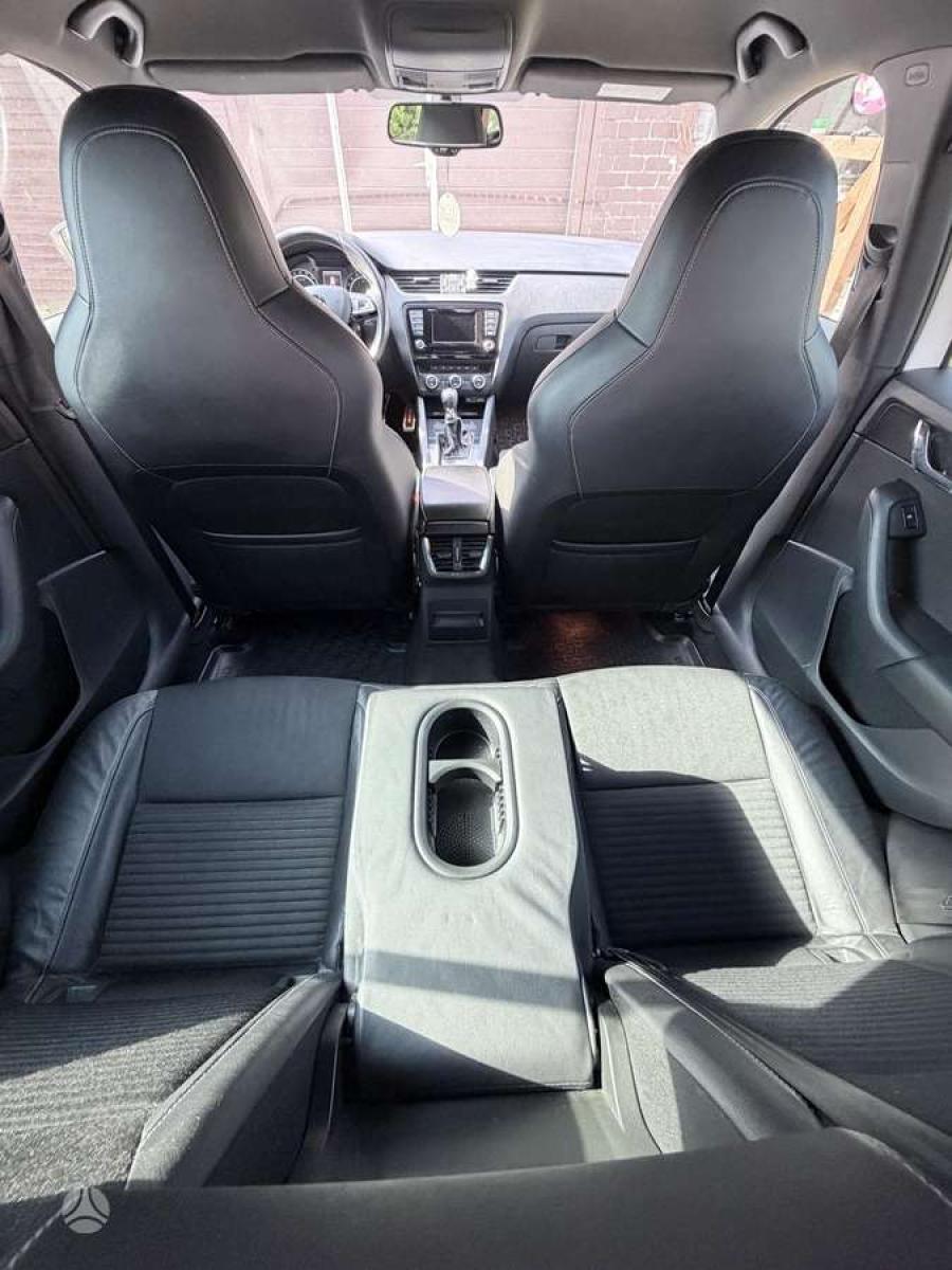 Balts Skoda Octavia 2013 Panevēža, ar dzinēja tilpumu 2.00 L un nobraukumu 280 tūkst. km par 7800 €, foto 17 vietnē AUTOMOTO.COM.LV