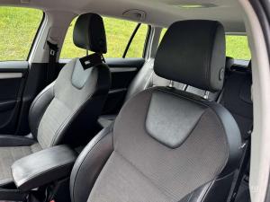 White Skoda Octavia 2013 in Alytus, with an engine capacity of 2.00 L and mileage of 347 thousand km for 4450 €, photo 9 on AUTOMOTO.COM.LV