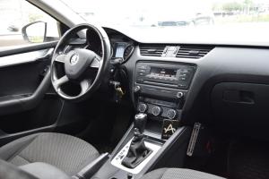 Balts Skoda Octavia 2013 Viļņa, ar dzinēja tilpumu 1.60 L un nobraukumu 260 tūkst. km par 5950 €, foto 11 vietnē AUTOMOTO.COM.LV