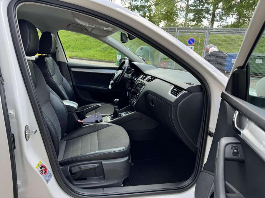 Balts Skoda Octavia 2013 Alīta, ar dzinēja tilpumu 2.00 L un nobraukumu 287 tūkst. km par 5400 €, foto 10 vietnē AUTOMOTO.COM.LV
