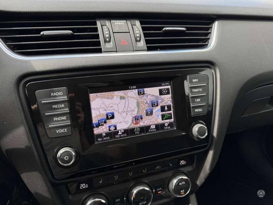 Balts Skoda Octavia 2013 Alīta, ar dzinēja tilpumu 2.00 L un nobraukumu 287 tūkst. km par 5400 €, foto 14 vietnē AUTOMOTO.COM.LV