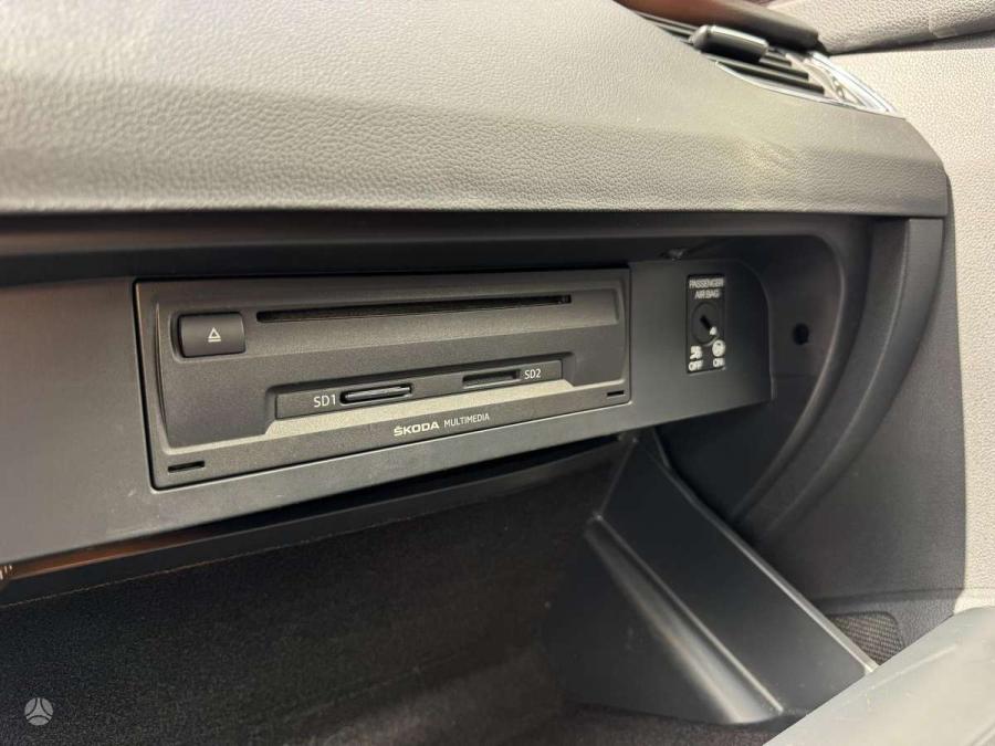 Balts Skoda Octavia 2013 Alīta, ar dzinēja tilpumu 2.00 L un nobraukumu 287 tūkst. km par 5400 €, foto 21 vietnē AUTOMOTO.COM.LV
