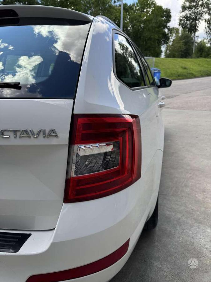 Balts Skoda Octavia 2013 Alīta, ar dzinēja tilpumu 2.00 L un nobraukumu 287 tūkst. km par 5400 €, foto 23 vietnē AUTOMOTO.COM.LV