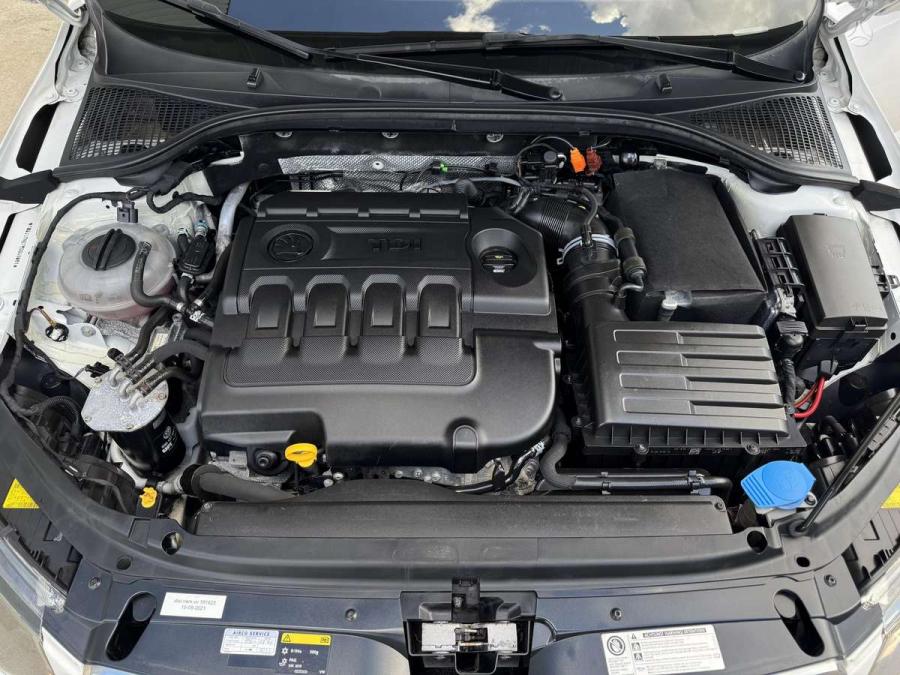 Balts Skoda Octavia 2013 Alīta, ar dzinēja tilpumu 2.00 L un nobraukumu 287 tūkst. km par 5400 €, foto 28 vietnē AUTOMOTO.COM.LV