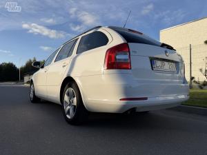 Balts Skoda Octavia 2013 Kauņa, ar dzinēja tilpumu 1.60 L un nobraukumu 299 tūkst. km par 3400 €, foto 14 vietnē AUTOMOTO.COM.LV