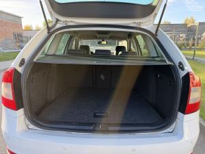 Balts Skoda Octavia 2013 Kauņa, ar dzinēja tilpumu 1.60 L un nobraukumu 299 tūkst. km par 3400 €, foto 17 vietnē AUTOMOTO.COM.LV