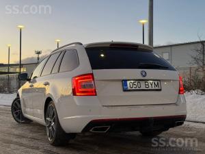 Balts Skoda Octavia 2014 Valka, ar dzinēja tilpumu 2.00 L un nobraukumu 288 tūkst. km par 9990 €, foto 15 vietnē AUTOMOTO.COM.LV