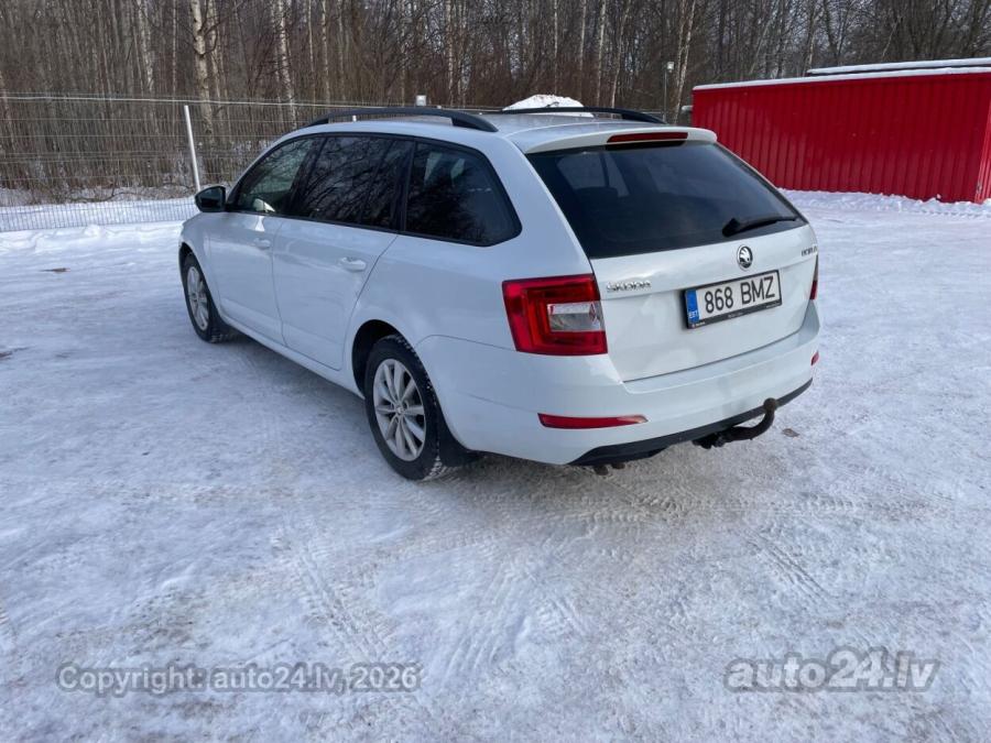 White Skoda Octavia 2014 in Parnu, with an engine capacity of 1.40 L and mileage of 304 thousand km for 2990 €, photo 4 on AUTOMOTO.COM.LV