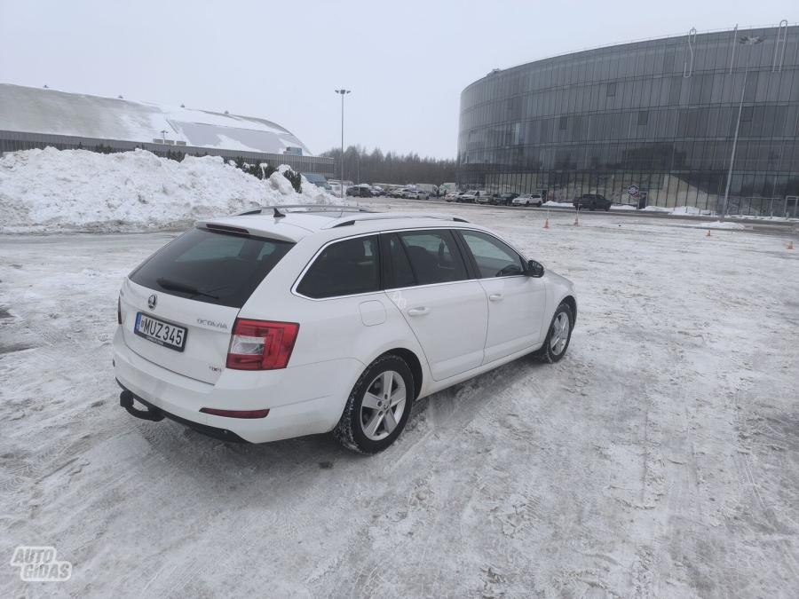 White Skoda Octavia 2014 in Siauliai, with an engine capacity of 1.80 L and mileage of 239 thousand km for 7600 €, photo 6 on AUTOMOTO.COM.LV