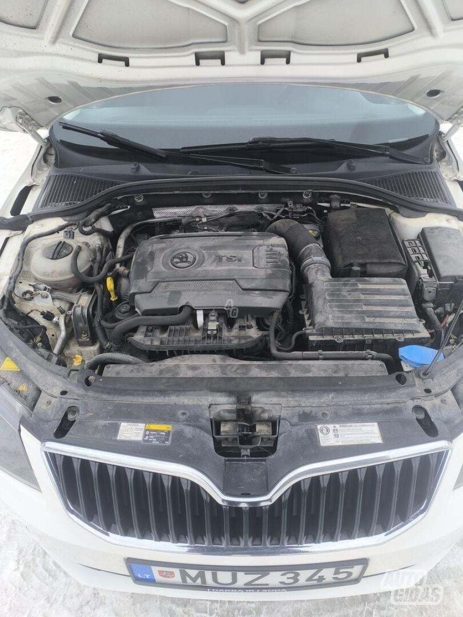 White Skoda Octavia 2014 in Siauliai, with an engine capacity of 1.80 L and mileage of 239 thousand km for 7600 €, photo 24 on AUTOMOTO.COM.LV