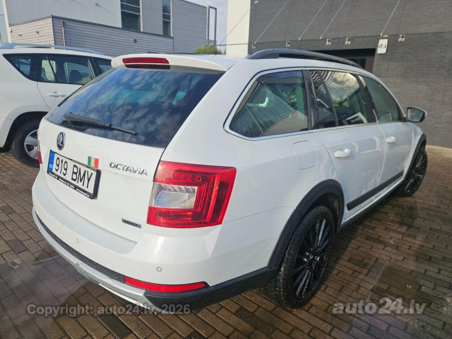 White Skoda Octavia 2014 in Tartu, with an engine capacity of 2.00 L and mileage of 300 thousand km for 7250 €, photo 4 on AUTOMOTO.COM.LV