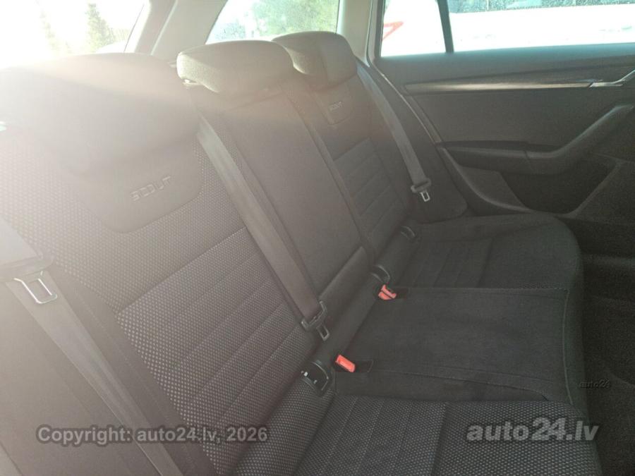 White Skoda Octavia 2014 in Tartu, with an engine capacity of 2.00 L and mileage of 300 thousand km for 7250 €, photo 9 on AUTOMOTO.COM.LV