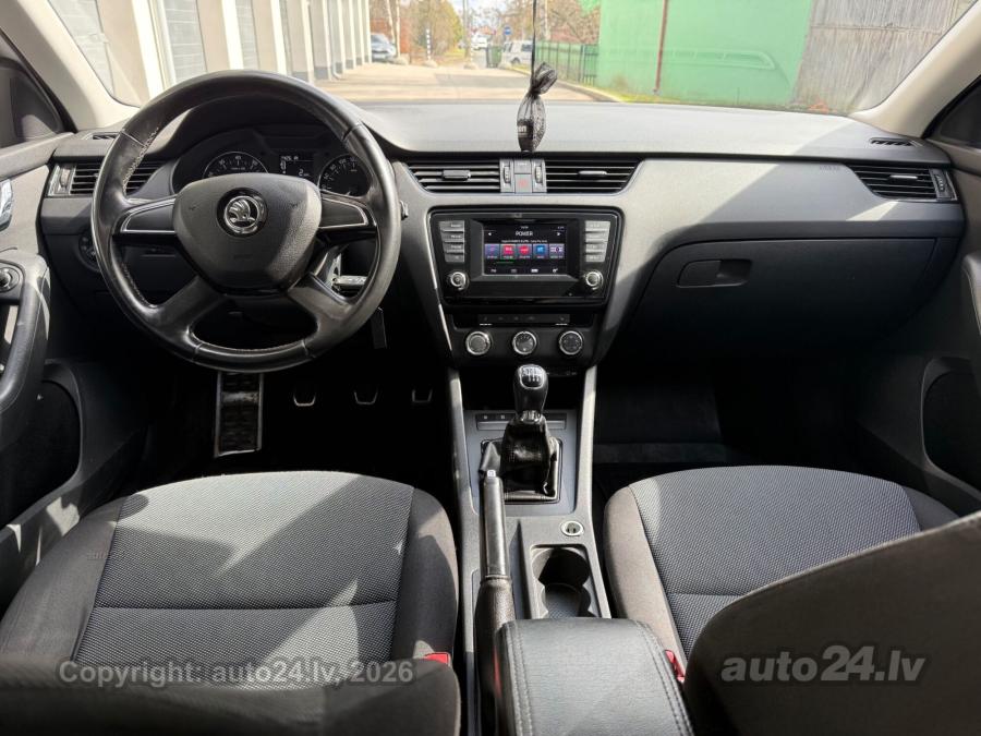 White Skoda Octavia 2014 in Tartu, with an engine capacity of 1.20 L and mileage of 234 thousand km for 4500 €, photo 13 on AUTOMOTO.COM.LV