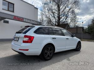 White Skoda Octavia 2014 in Tartu, with an engine capacity of 1.20 L and mileage of 234 thousand km for 4500 €, photo 17 on AUTOMOTO.COM.LV
