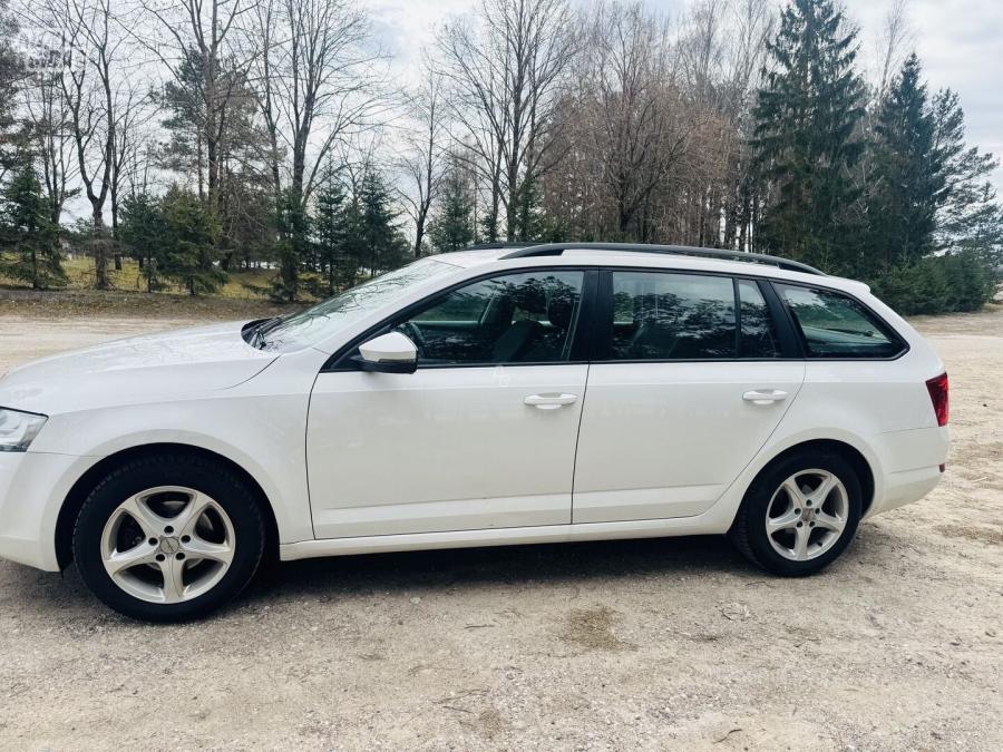 Balts Skoda Octavia 2014 Gargždai, ar dzinēja tilpumu 1.60 L un nobraukumu 395 tūkst. km par 4800 €, foto 6 vietnē AUTOMOTO.COM.LV