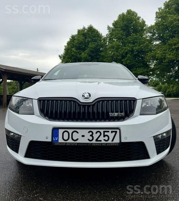 Balts Skoda Octavia 2014 Rīga, ar dzinēja tilpumu 2.00 L un nobraukumu 247 tūkst. km par 9900 €, foto 2 vietnē AUTOMOTO.COM.LV