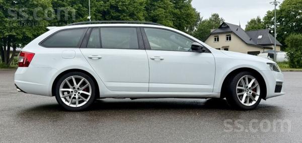 Balts Skoda Octavia 2014 Rīga, ar dzinēja tilpumu 2.00 L un nobraukumu 247 tūkst. km par 9900 €, foto 4 vietnē AUTOMOTO.COM.LV