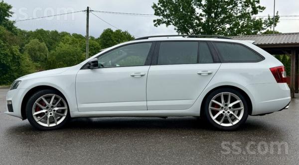 Balts Skoda Octavia 2014 Rīga, ar dzinēja tilpumu 2.00 L un nobraukumu 247 tūkst. km par 9900 €, foto 5 vietnē AUTOMOTO.COM.LV