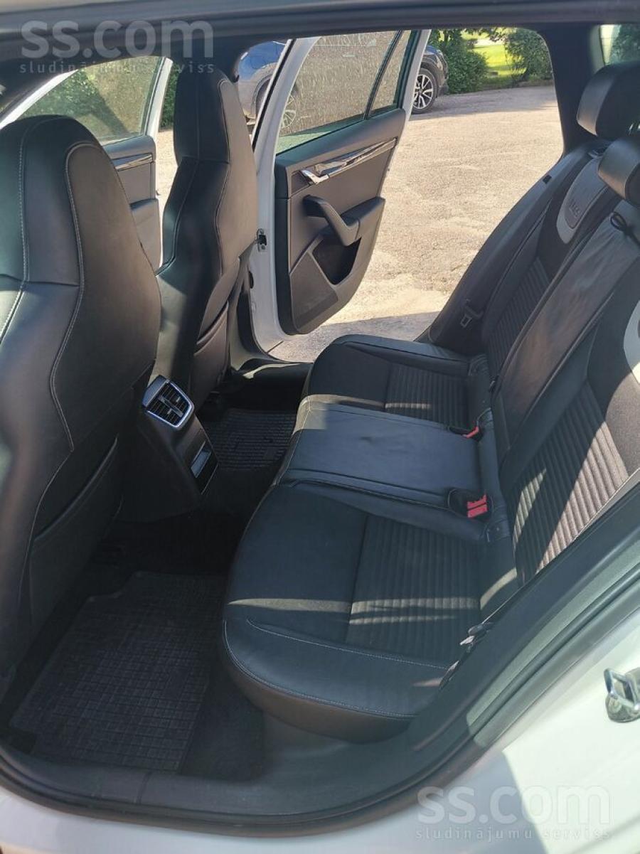 Balts Skoda Octavia 2014 Saldus, ar dzinēja tilpumu 2.00 L un nobraukumu 329 tūkst. km par 7800 €, foto 10 vietnē AUTOMOTO.COM.LV