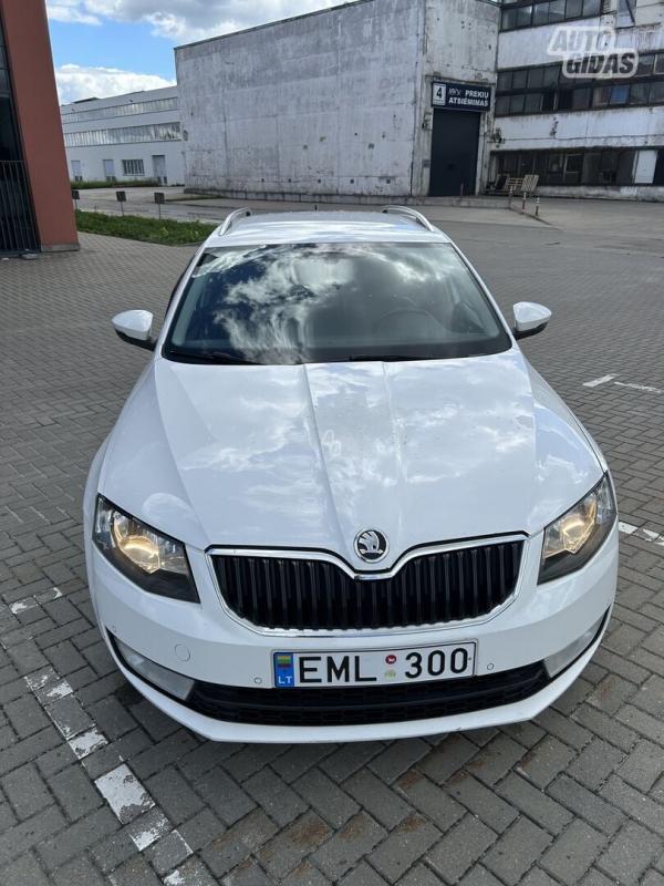 White Skoda Octavia 2014 in Kaunas, with an engine capacity of 2.00 L and mileage of 331 thousand km for 4200 €, photo 1 on AUTOMOTO.COM.LV