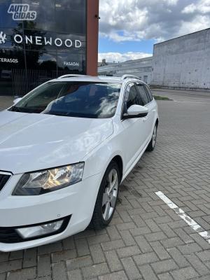 Balts Skoda Octavia 2014 Kauņa, ar dzinēja tilpumu 2.00 L un nobraukumu 331 tūkst. km par 4200 €, foto 3 vietnē AUTOMOTO.COM.LV