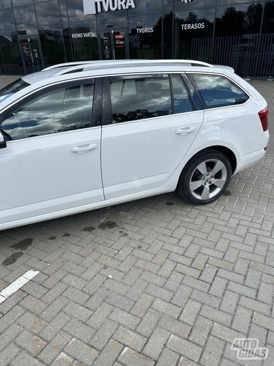 Balts Skoda Octavia 2014 Kauņa, ar dzinēja tilpumu 2.00 L un nobraukumu 331 tūkst. km par 4200 €, foto 5 vietnē AUTOMOTO.COM.LV
