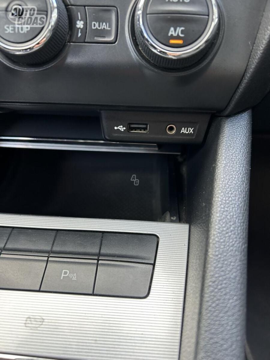 Balts Skoda Octavia 2014 Kauņa, ar dzinēja tilpumu 2.00 L un nobraukumu 331 tūkst. km par 4200 €, foto 10 vietnē AUTOMOTO.COM.LV