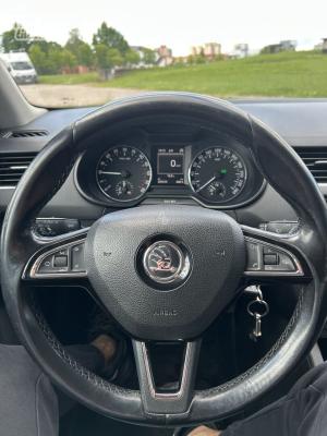 Balts Skoda Octavia 2014 Kauņa, ar dzinēja tilpumu 2.00 L un nobraukumu 331 tūkst. km par 4200 €, foto 16 vietnē AUTOMOTO.COM.LV